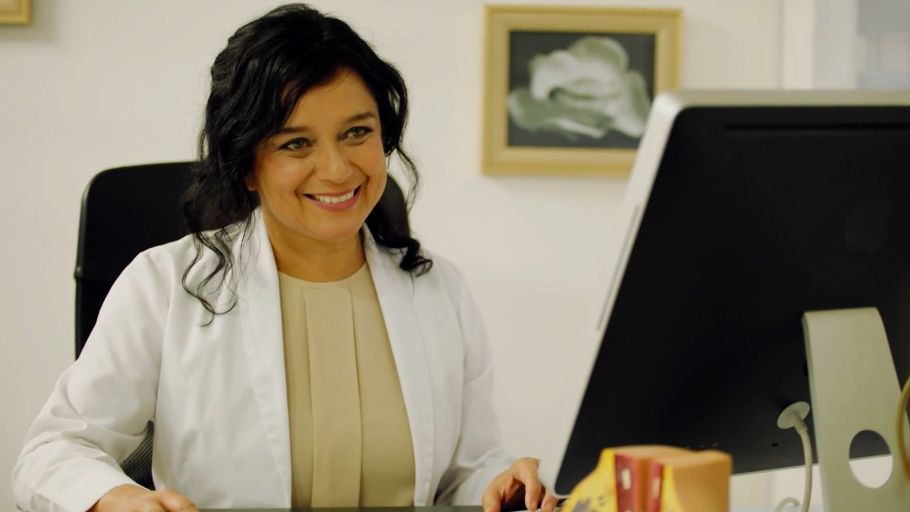 Claudia Vergara aparece en “Como la Vida Misma” – Teleseries.cl